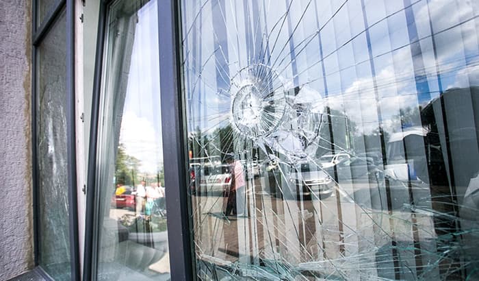 Emergency Glass Repair: What To Do When Glass Breaks Unexpectedly?